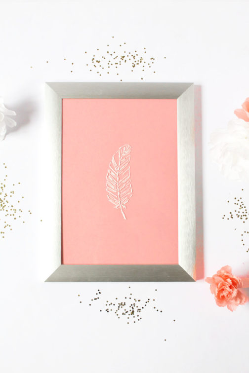 DIY embroidered frame - Home decor easy DIY ideas - Céline Lunakim